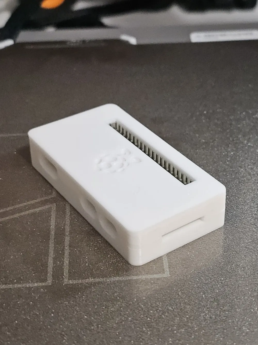 Raspberry pi zero / 2/2W 外壳 来自 Maciej MakerWorld：免费下载 3D 模型