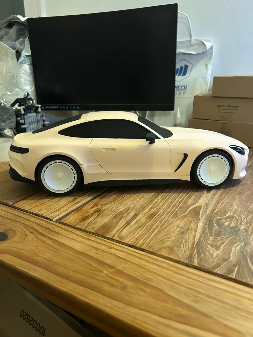 Rotiform IGS 轮毂 适用于 @Cormango 汽车 来自 Jakobo MakerWorld：免费下载 3D 模型