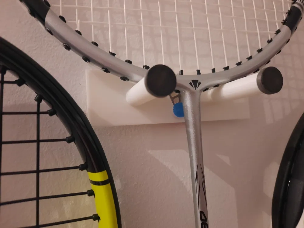 球拍架 来自 SlothBoxBoy MakerWorld：免费下载 3D 模型