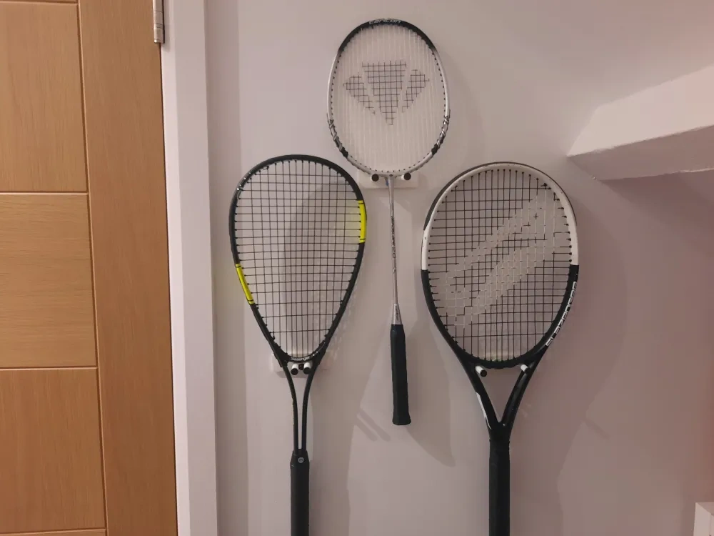 球拍架 来自 SlothBoxBoy MakerWorld：免费下载 3D 模型