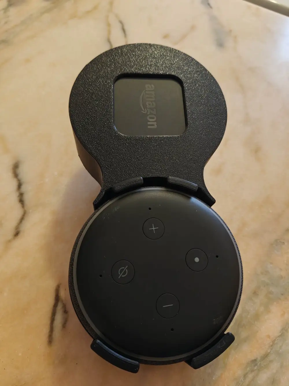 Echo Dot 第三代 - 意式插座 - 垂直 来自 user_4070606156 MakerWorld：免费下载 3D 模型