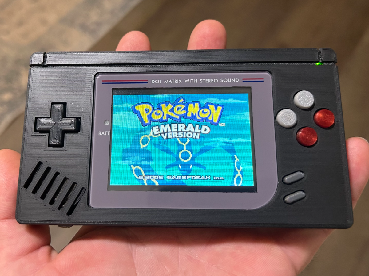 DS Lite DMG Game Boy Macro 外壳 2或4按钮型号 来自 BozModz MakerWorld：免费下载 3D 模型