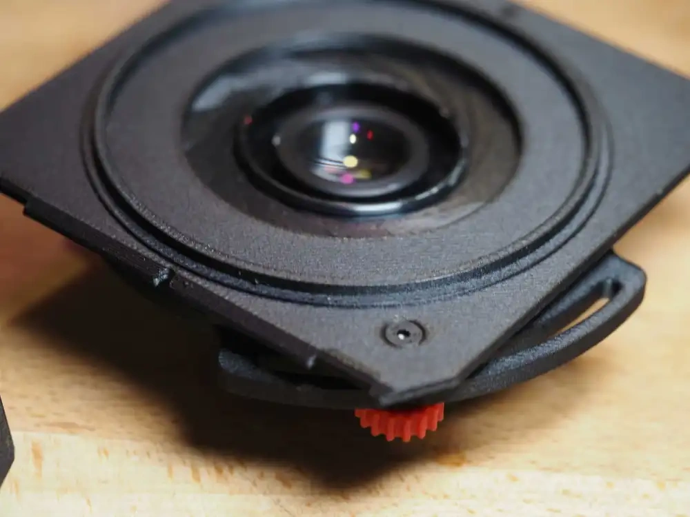 Linhof_IrisClamp - 免费 3D 打印模型 - MakerWorld