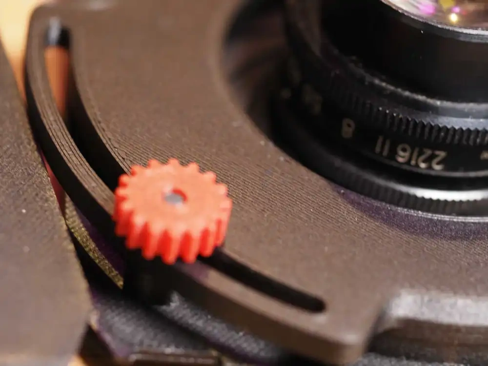 Linhof_IrisClamp - 免费 3D 打印模型 - MakerWorld