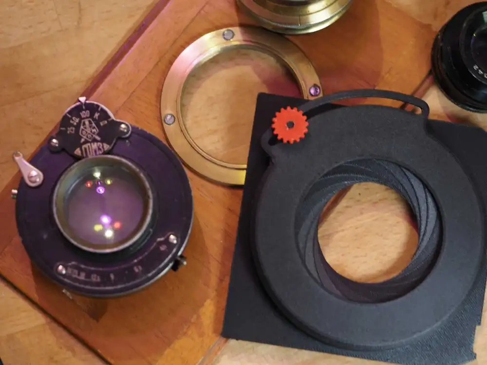 Linhof_IrisClamp - 免费 3D 打印模型 - MakerWorld