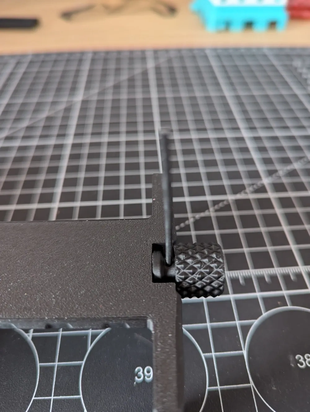 可调节Steamdeck背部支架 来自 elifino MakerWorld：免费下载 3D 模型