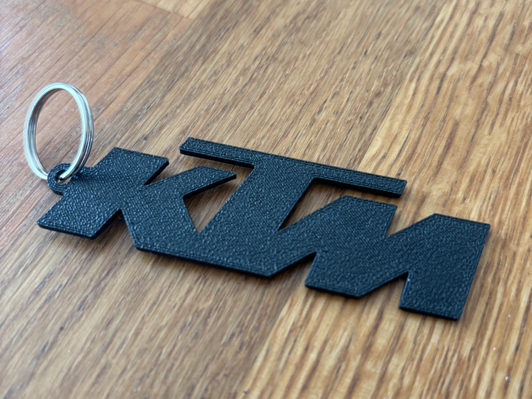 KTM Keychain 来自 Adrian99n9 MakerWorld：免费下载 3D 模型