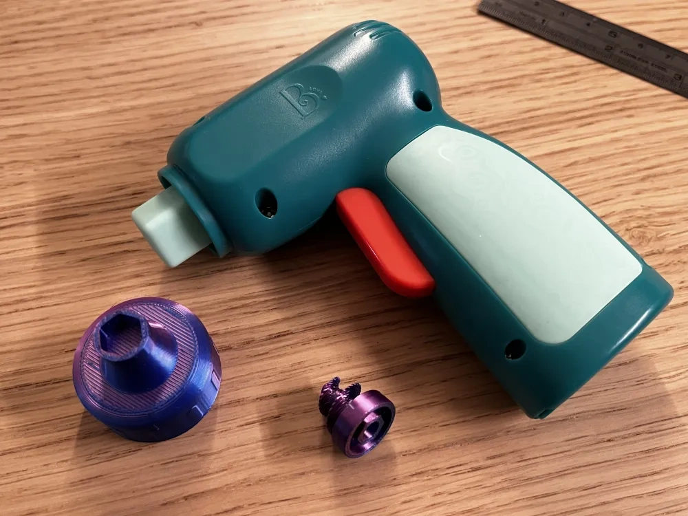 Maison Battat 螺丝刀 - Makedo 适配器 - 儿童 来自 RnO MakerWorld：免费下载 3D 模型