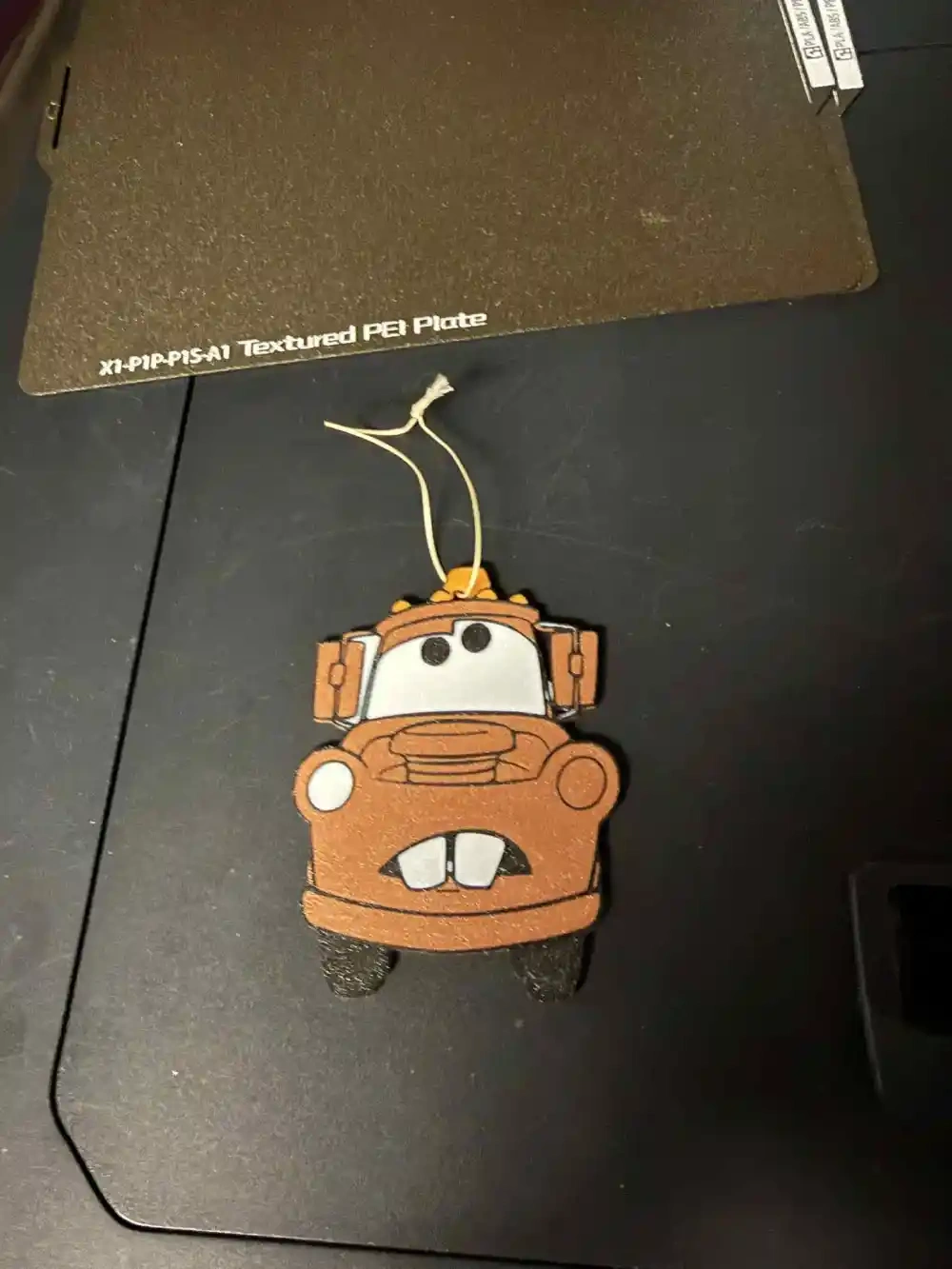 拖线车麦大叔装饰品 来自 Christopher Beauregard MakerWorld：免费下载 3D 模型