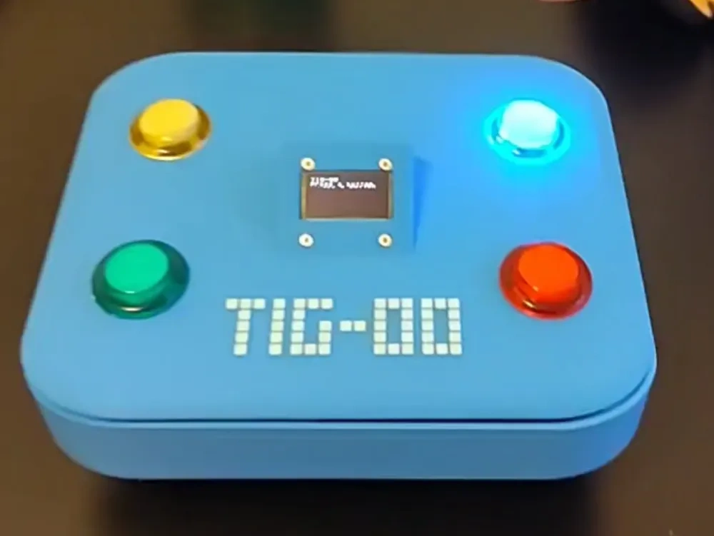 TIG-00 Simon 记忆游戏 - v.Savona 来自 The Independent Game MakerWorld：免费下载 3D 模型