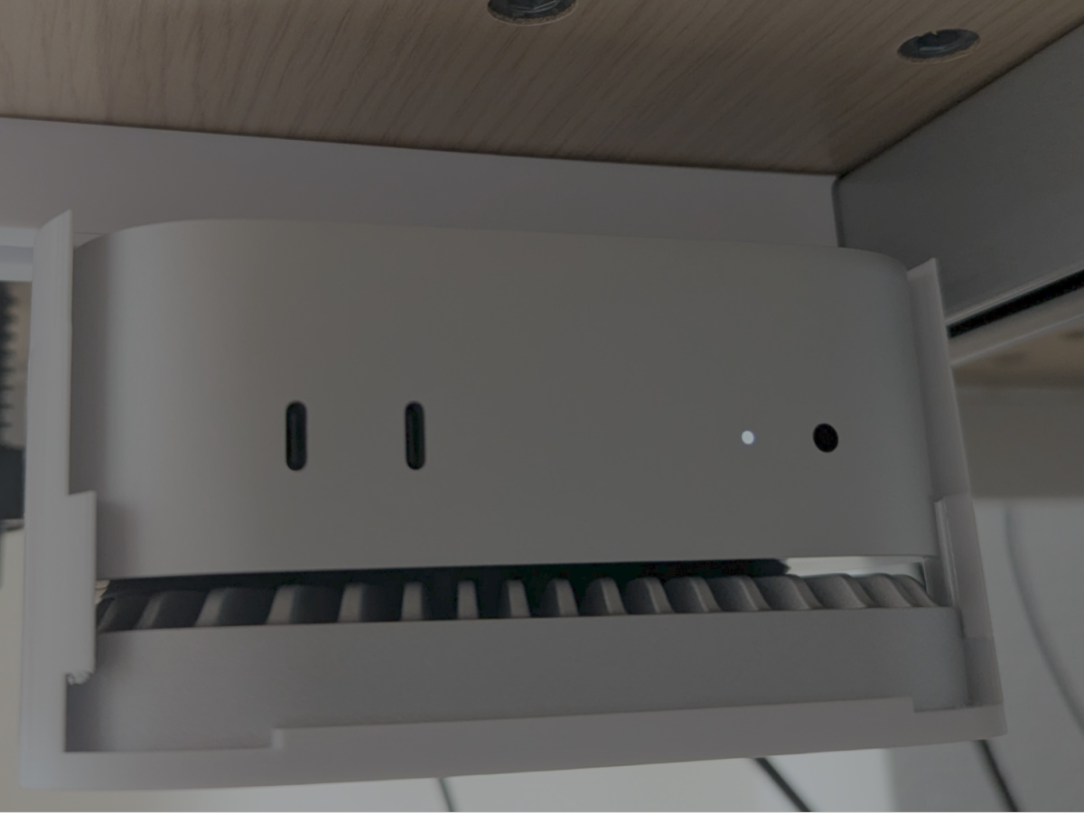 fantoni GX桌用Mac Mini支架 来自 minarai MakerWorld：免费下载 3D 模型