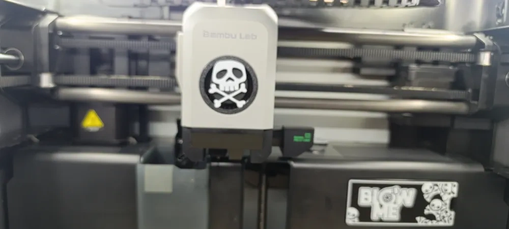 X1 P1 骷髅挤出机风扇罩 - 免费 3D 打印模型 - MakerWorld