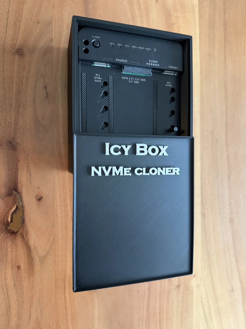 Icy Box NVME克隆器收纳盒 - 免费 3D 打印模型 - MakerWorld