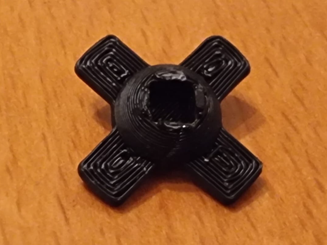 Gamester LMP Sega Saturn 方向键底座 - 免费 3D 打印模型 - MakerWorld