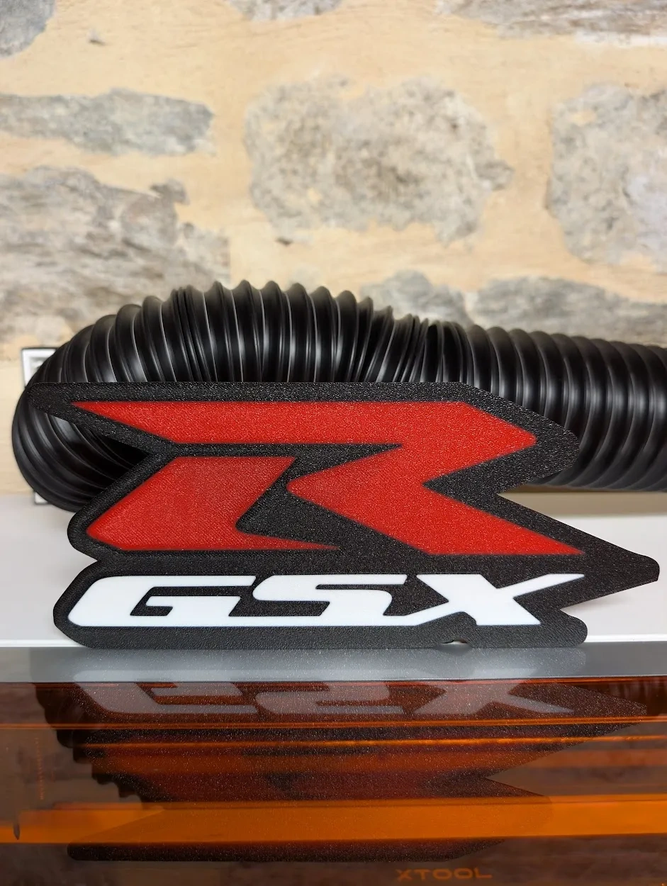 GSX-R 灯箱 – 竞速精神 - 免费 3D 打印模型 - MakerWorld