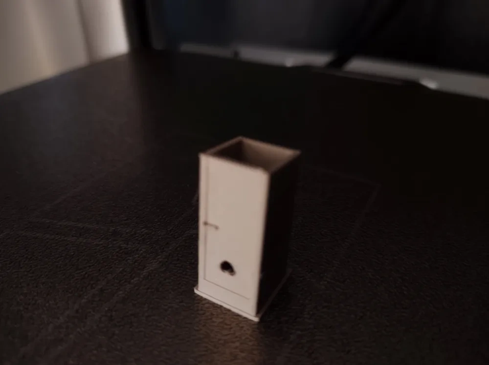 户外厕所 WC HO 1:87 比例 - 免费 3D 打印模型 - MakerWorld