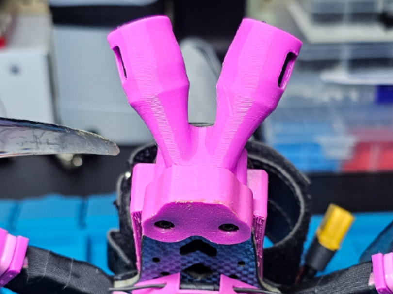 DJI o4 同步模式 Supafly 天线支架 - 免费 3D 打印模型 - MakerWorld