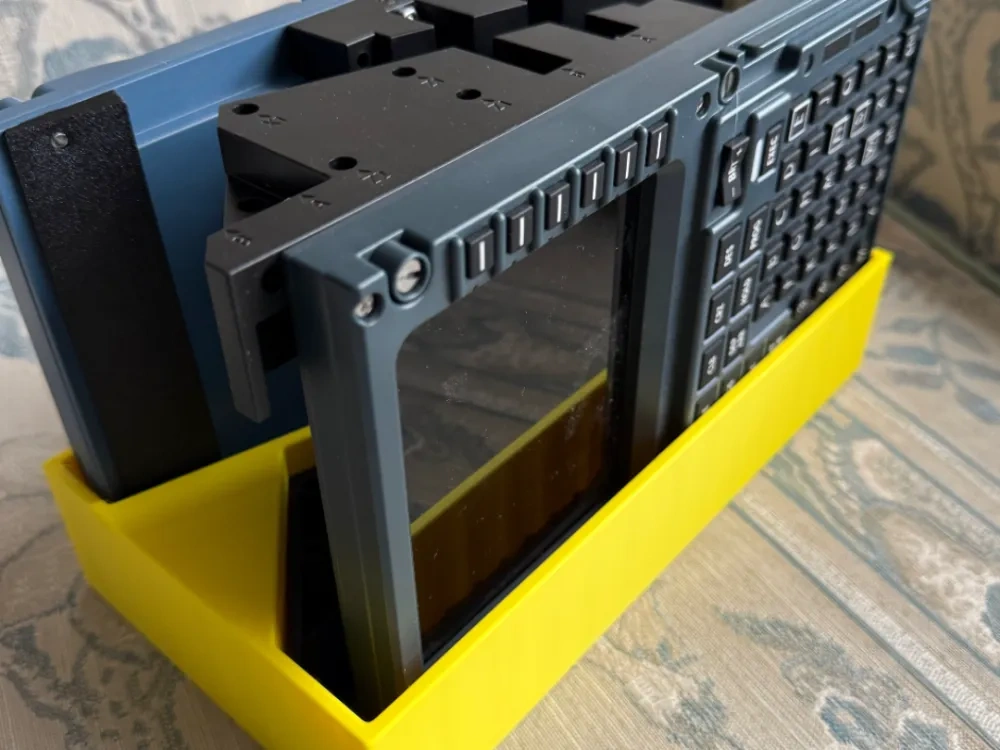 WINWING MCDU/PFP 支架 - 免费 3D 打印模型 - MakerWorld