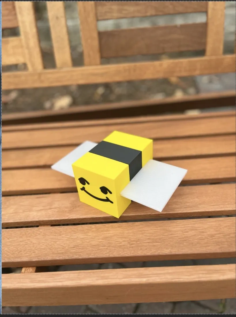Roblox 蜜蜂群模拟器 蜜蜂 - 免费 3D 打印模型 - MakerWorld