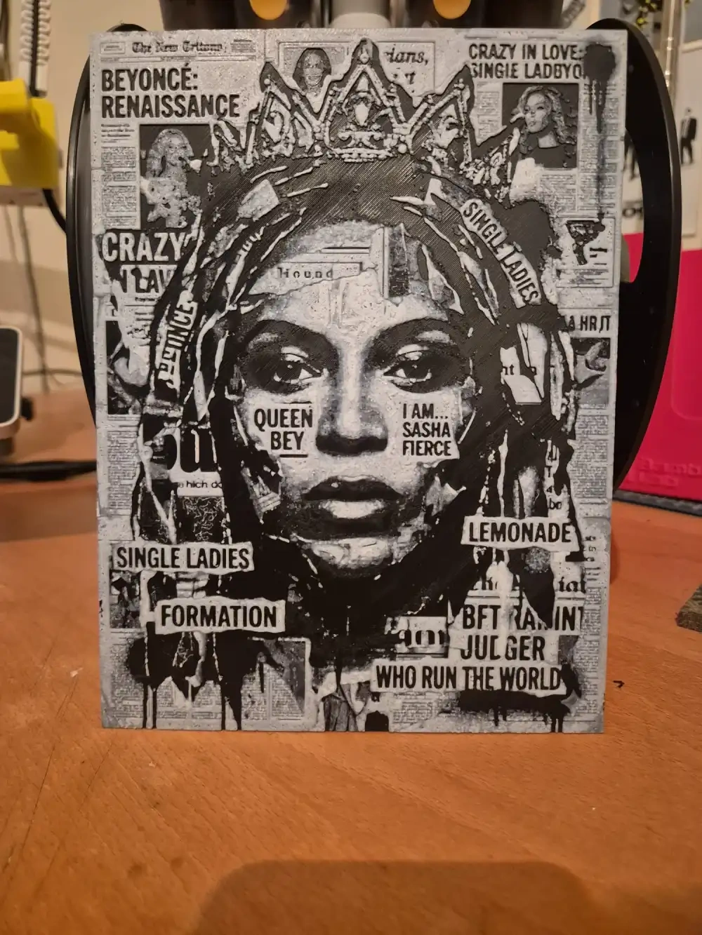 Beyonce 报纸 hueforge - 免费 3D 打印模型 - MakerWorld