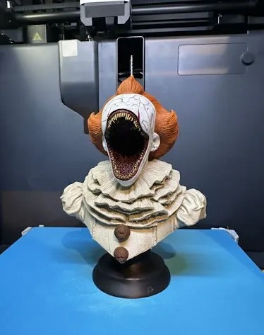 IT 潘尼怀斯 半身像 - 免费 3D 打印模型 - MakerWorld