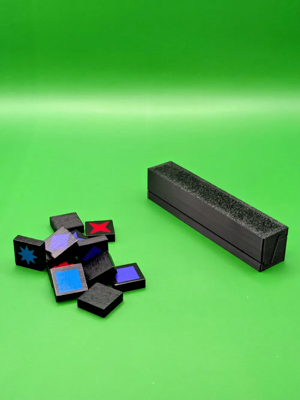 Qwirkle棋子支架（旅行版） - 免费 3D 打印模型 - MakerWorld