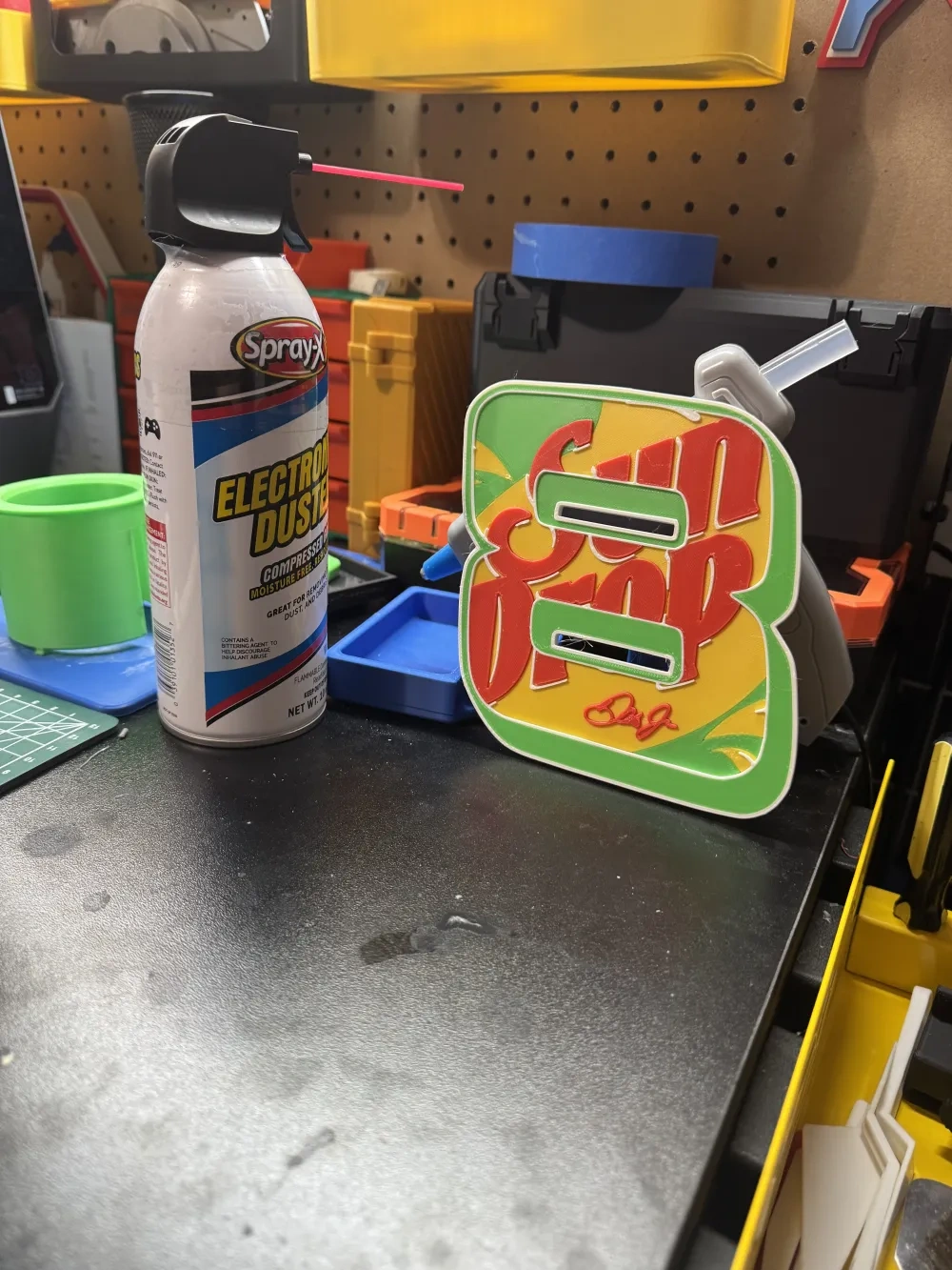 Dale Earnhardt Jr 8 Sundrop - 免费 3D 打印模型 - MakerWorld
