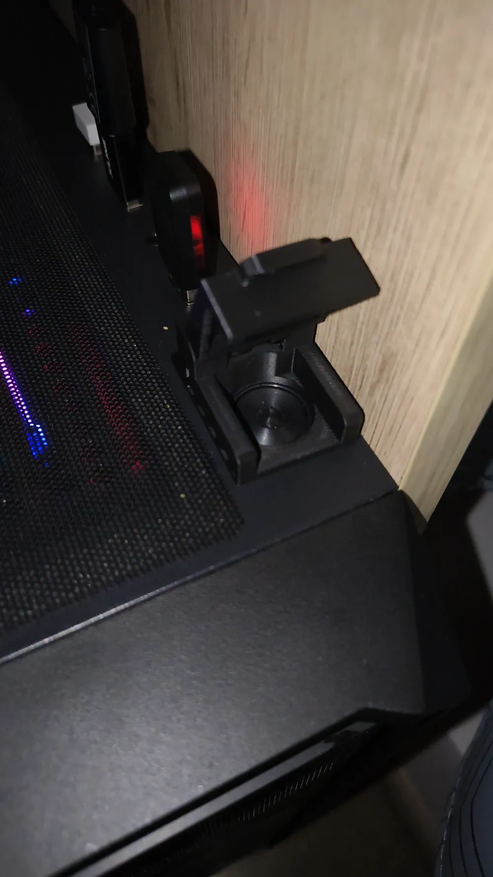 防猫电源按钮盖 / “战区救星” - 免费 3D 打印模型 - MakerWorld