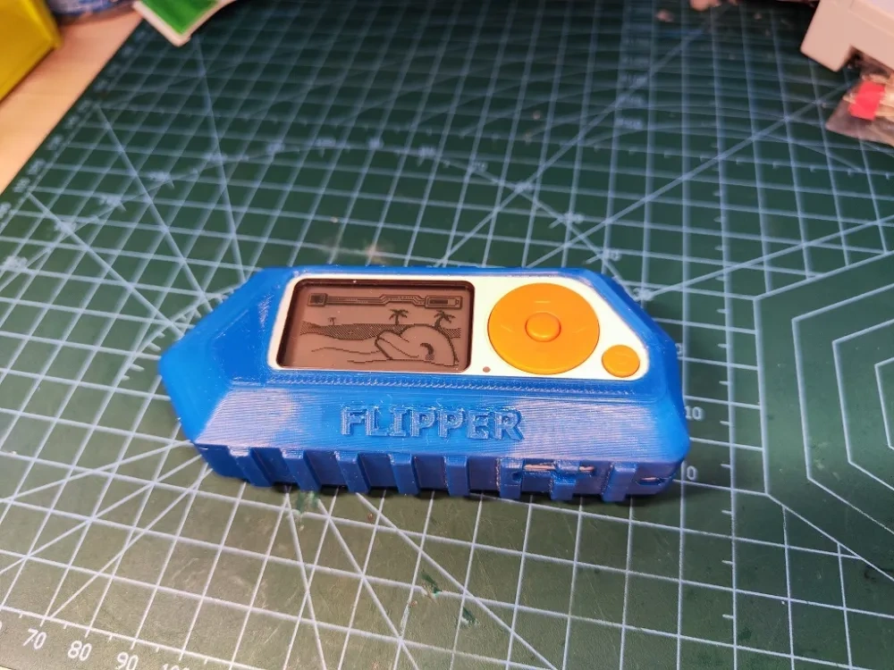 Flipper Zero TPU 外壳 - 免费 3D 打印模型 - MakerWorld