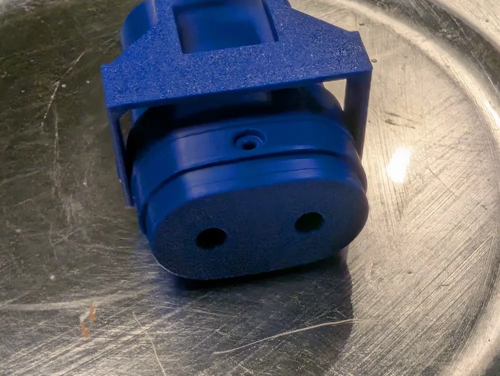 RCS 800，高压连接器至LEAF电池组 - 免费 3D 打印模型 - MakerWorld