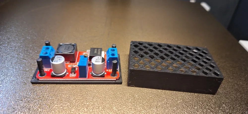 DC-DC 升压模块外壳 - 免费 3D 打印模型 - MakerWorld