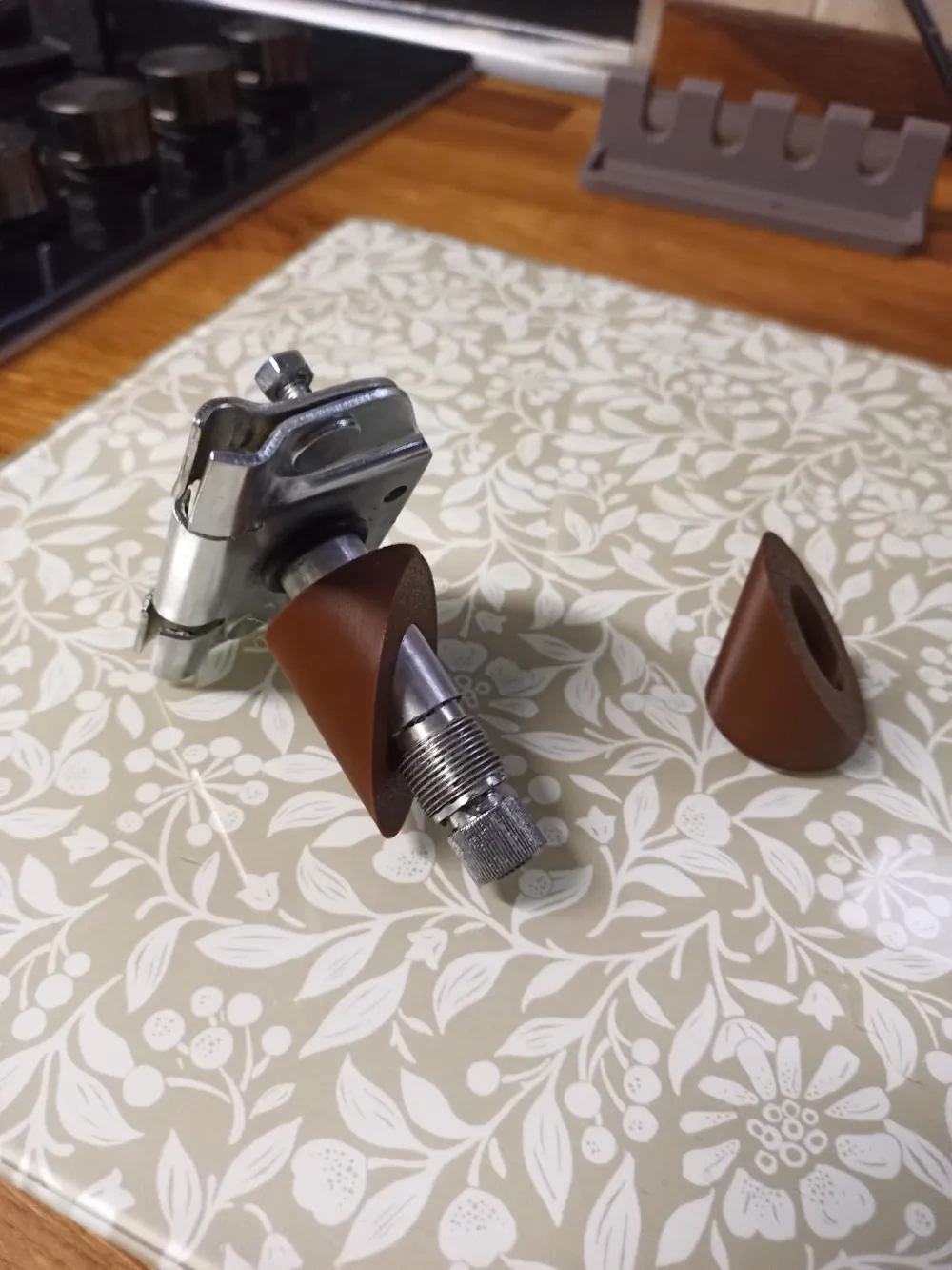 Morris Minor 雨刮器垫片 - 免费 3D 打印模型 - MakerWorld