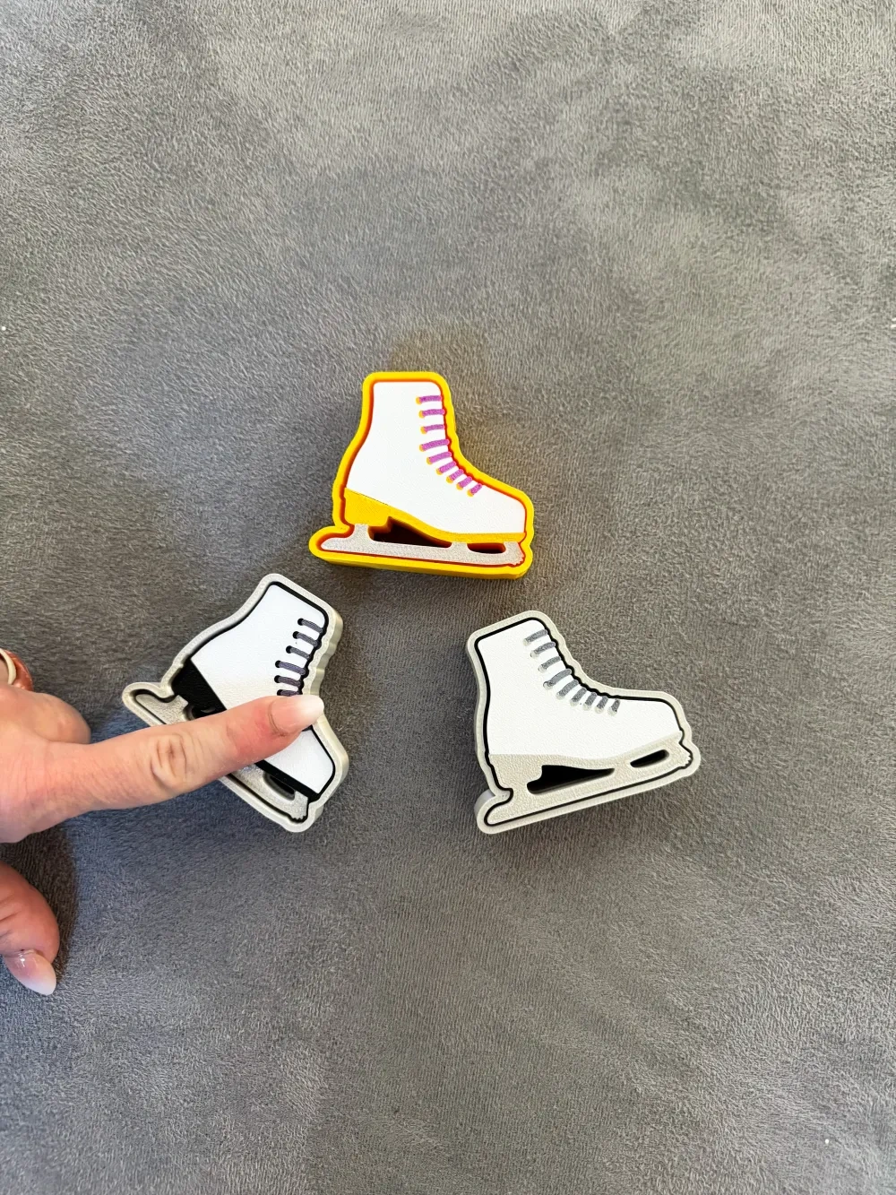 冰鞋解压点击器 - 免费 3D 打印模型 - MakerWorld