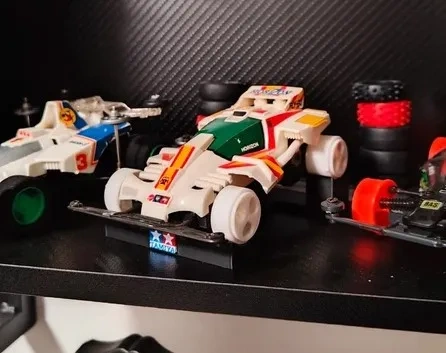 迷你四驱车展示架 - 免费 3D 打印模型 - MakerWorld