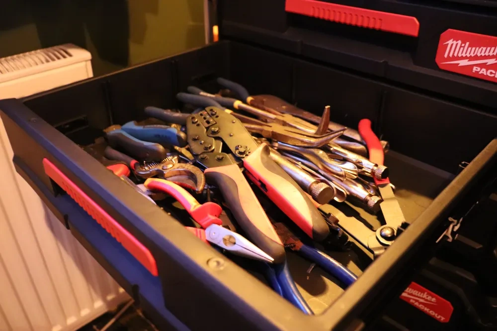 Packout 3 抽屉钳子收纳内件 - 免费 3D 打印模型 - MakerWorld