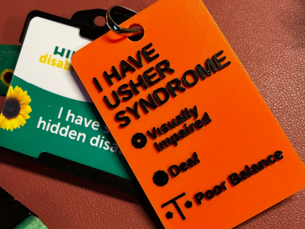 Usher 综合征挂绳卡 - 免费 3D 打印模型 - MakerWorld