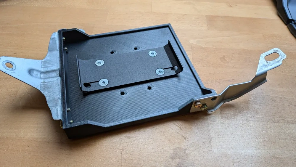 Link Monsoon MX5 支架 - 免费 3D 打印模型 - MakerWorld