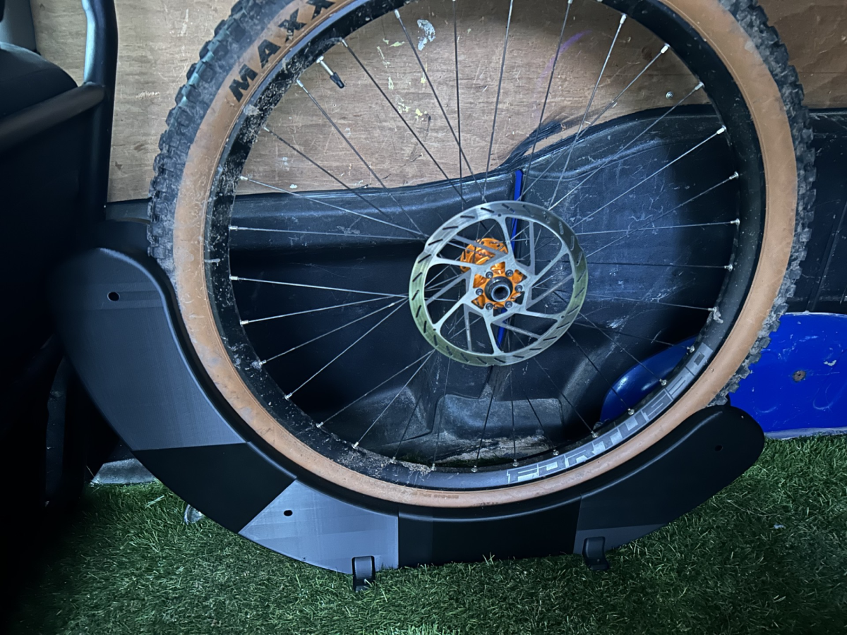 30英寸山地车车轮支架 - 免费 3D 打印模型 - MakerWorld