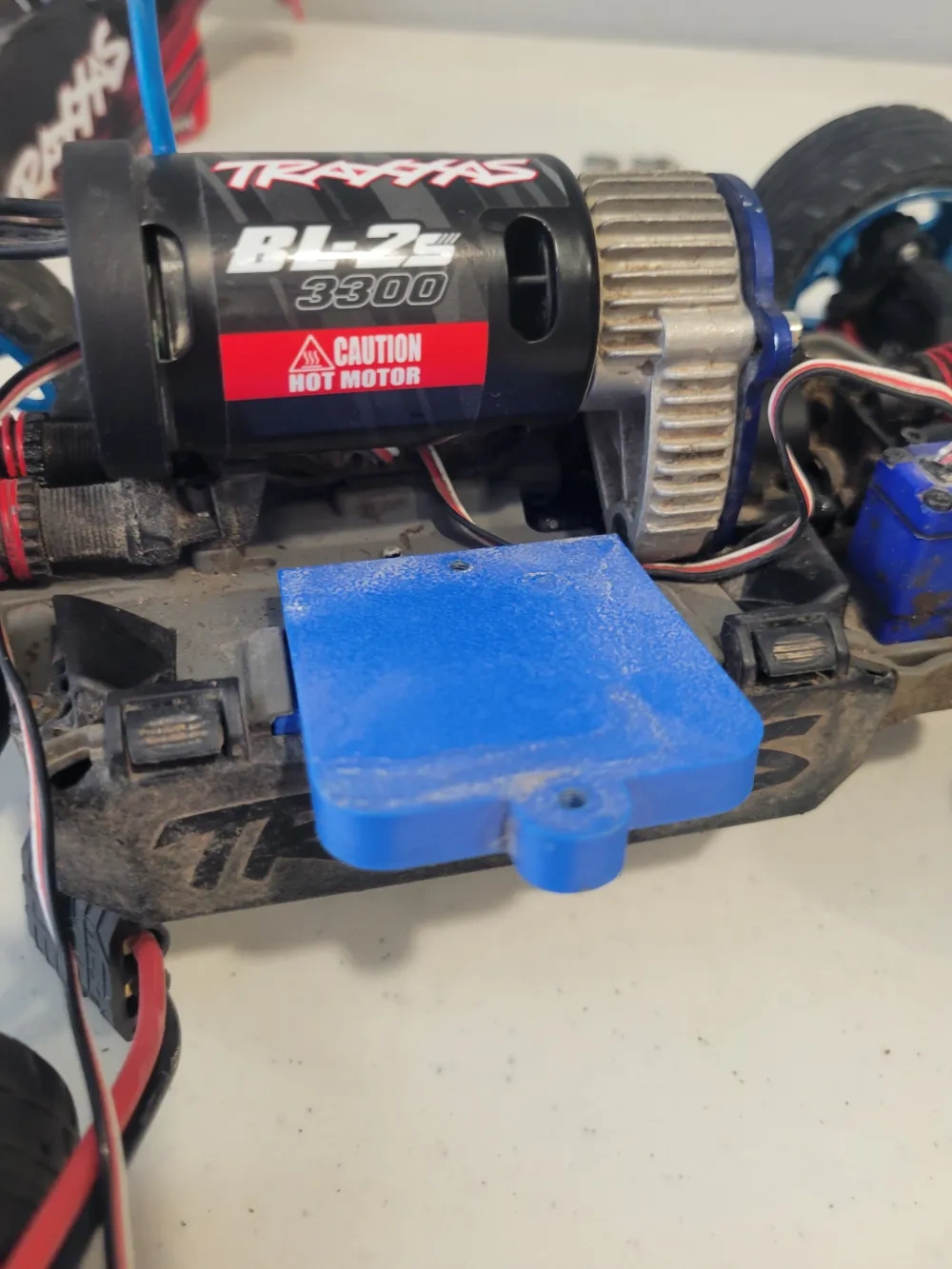 Traxxas slash 4by4 bl2s 电调安装座 - 免费 3D 打印模型 - MakerWorld