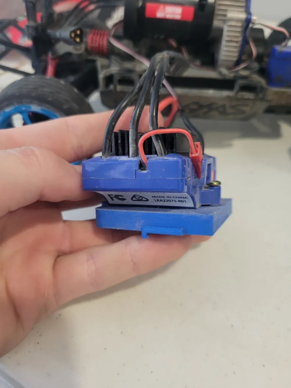 Traxxas slash 4by4 bl2s 电调安装座 - 免费 3D 打印模型 - MakerWorld